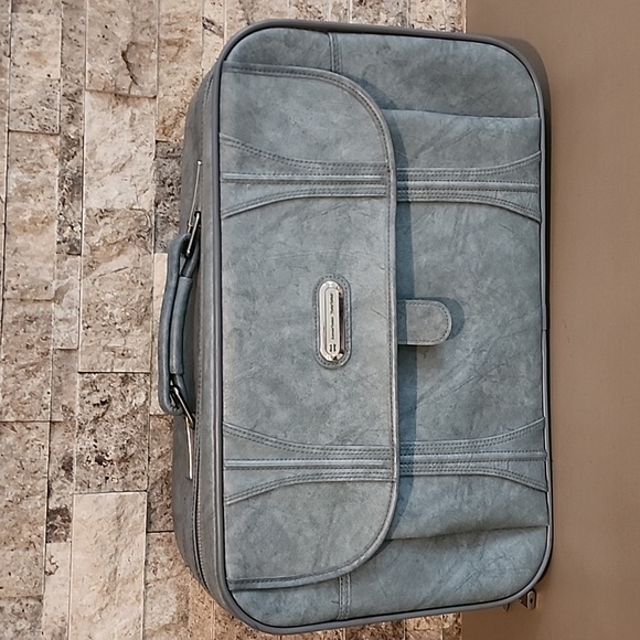 Samsonite | Bags | Vintage American Tourister Inc Turquoise Travel ...